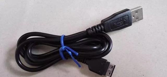 Historical evolution of phone charging interface - OEM USB Cable